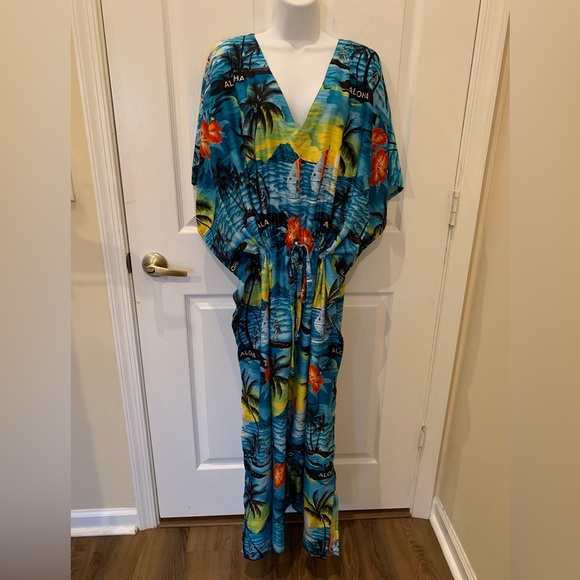 la leela | Dresses | Aloha Dress | Poshmark